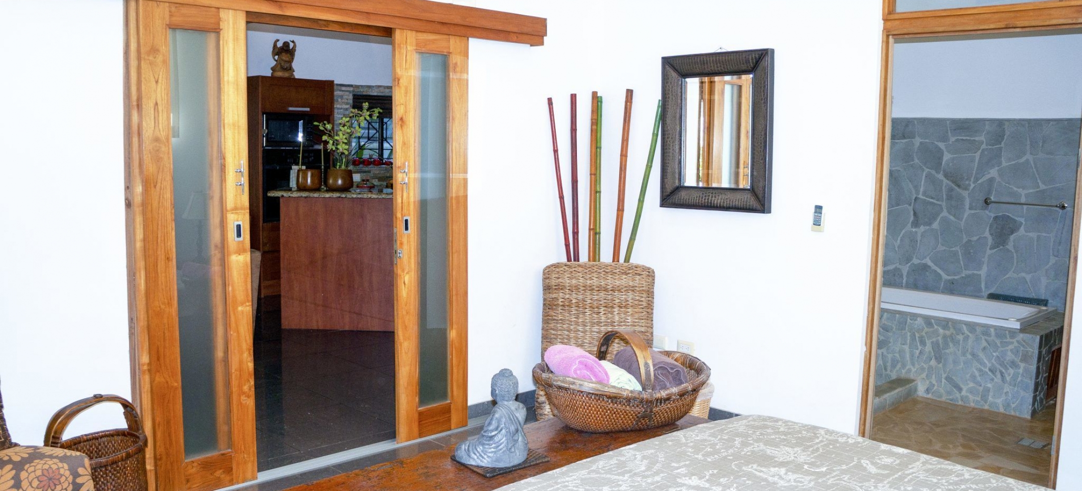 CW3 - MASTER BEDROOM - Casa Wasabi